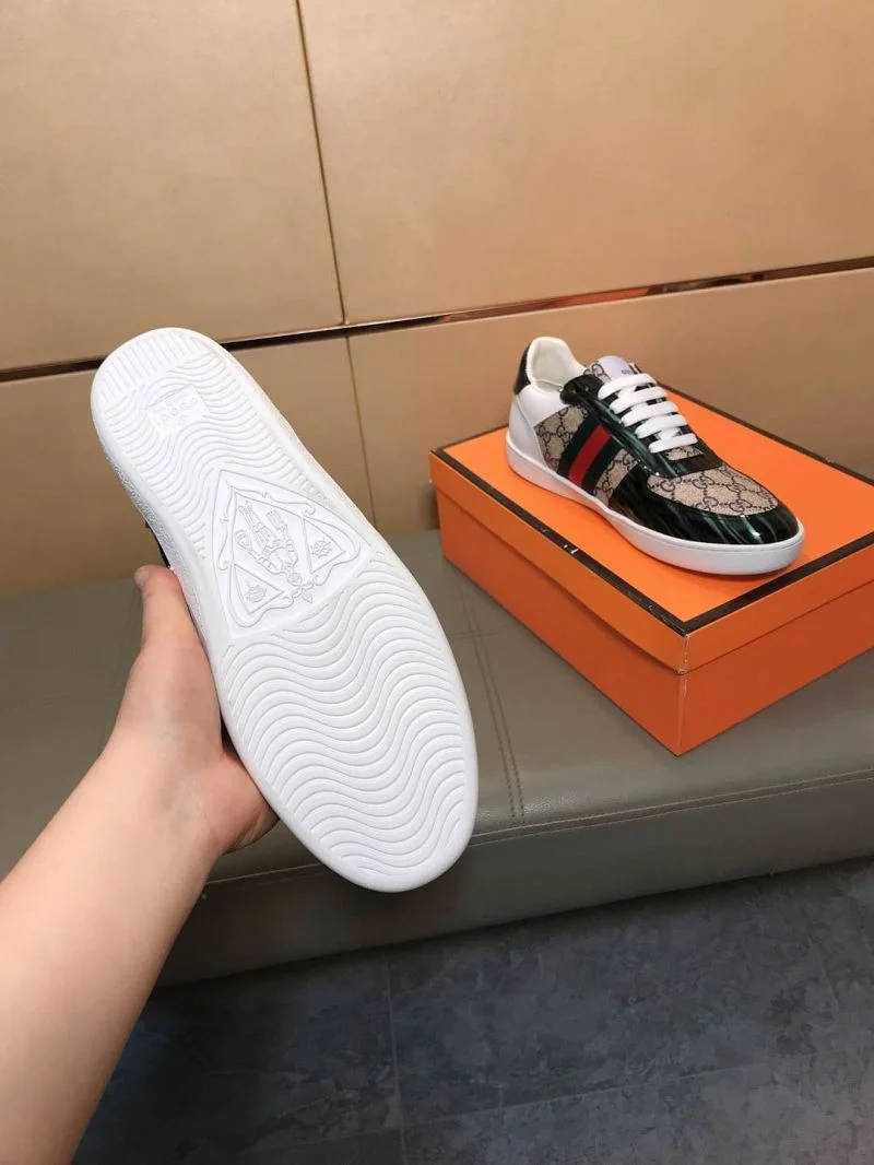 Bargain Gucci Low Shoes
