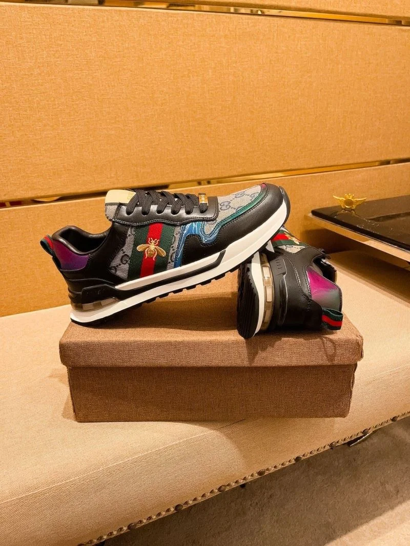 Accurate model Gucci Low Shoes