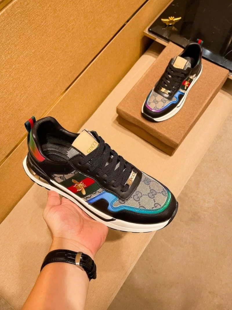 Accurate model Gucci Low Shoes