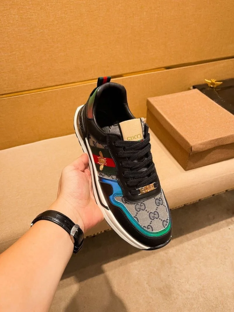 Accurate model Gucci Low Shoes