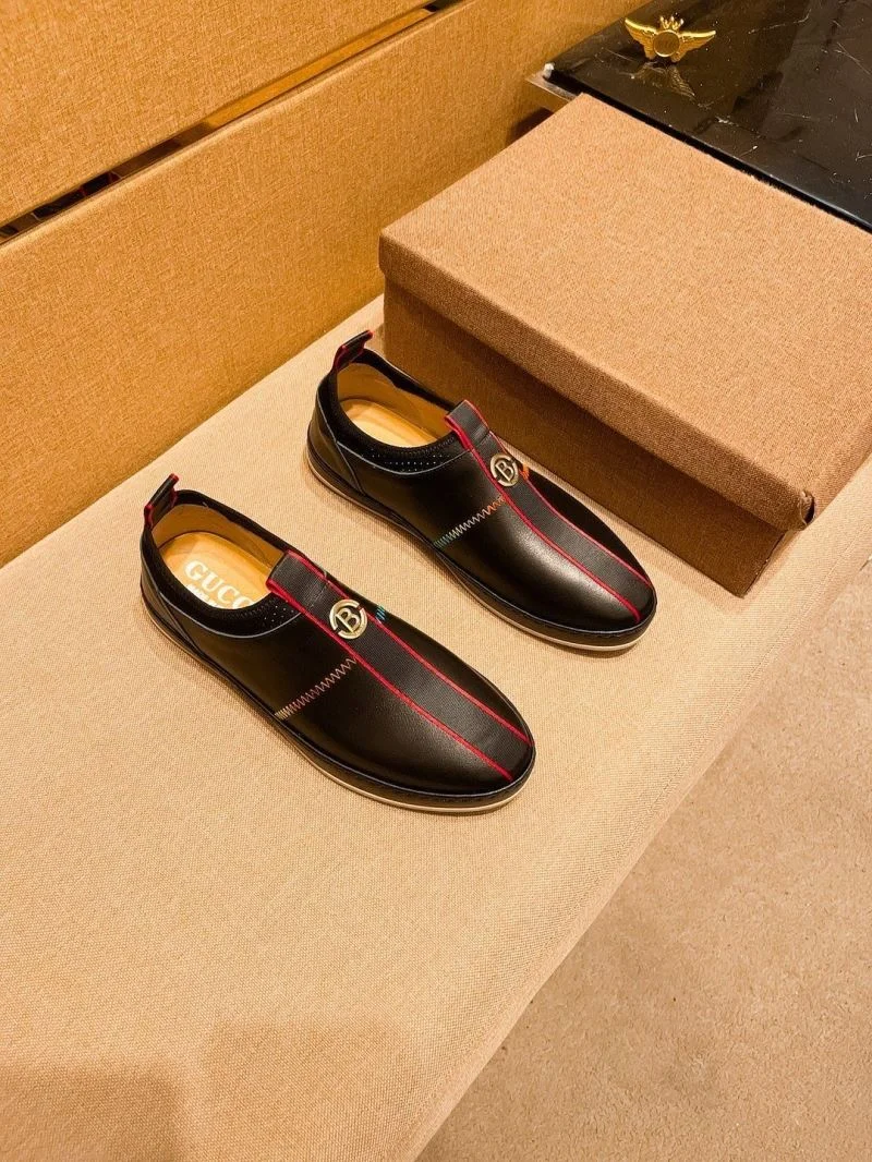 Value-priced Gucci Low Shoes