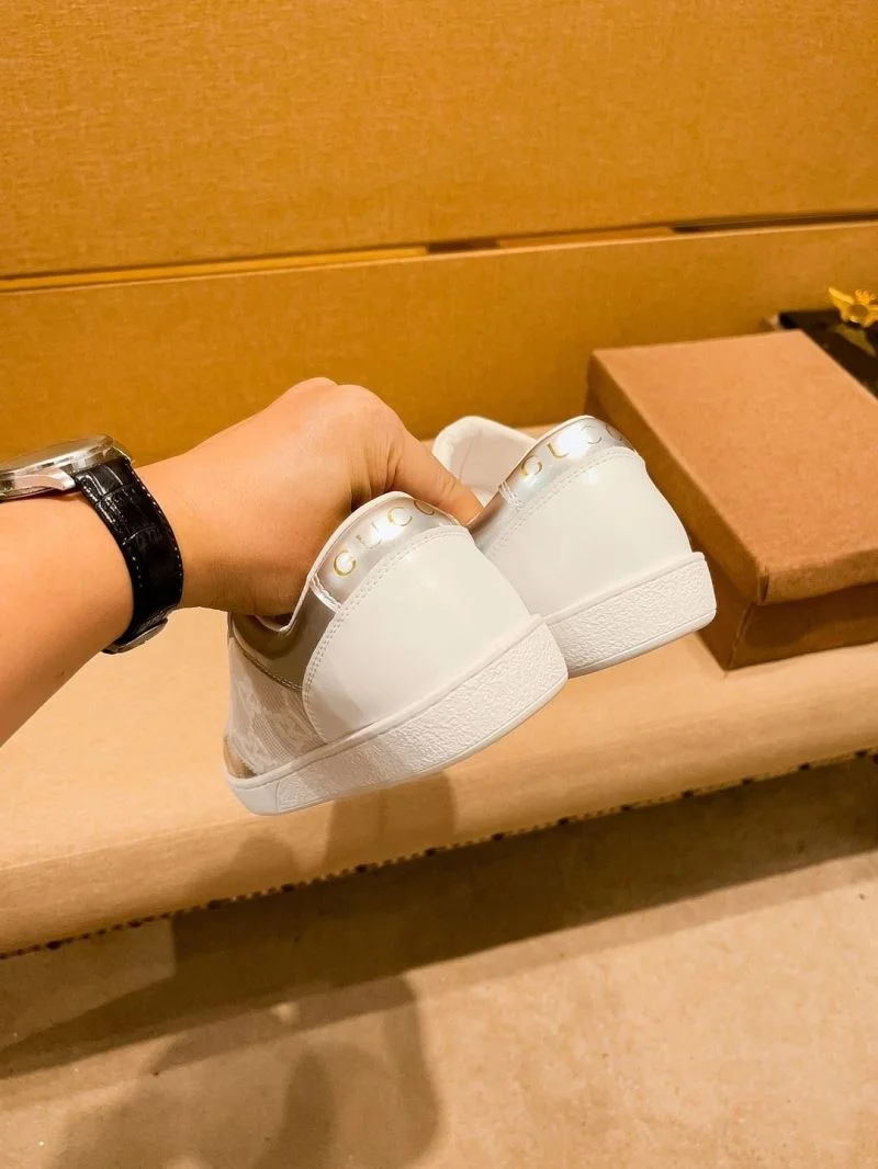 Low-cost Gucci Low Shoes