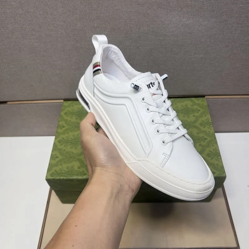 Legit Gucci Low Shoes