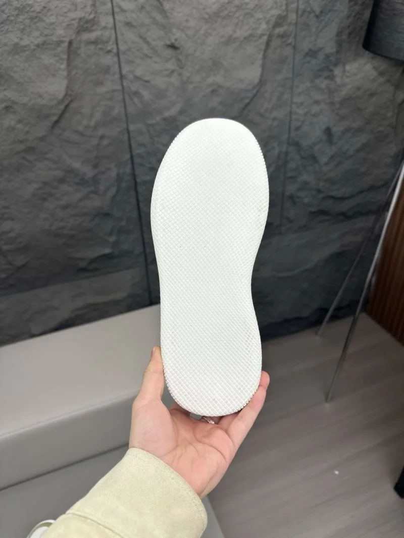 Legit Gucci Low Shoes