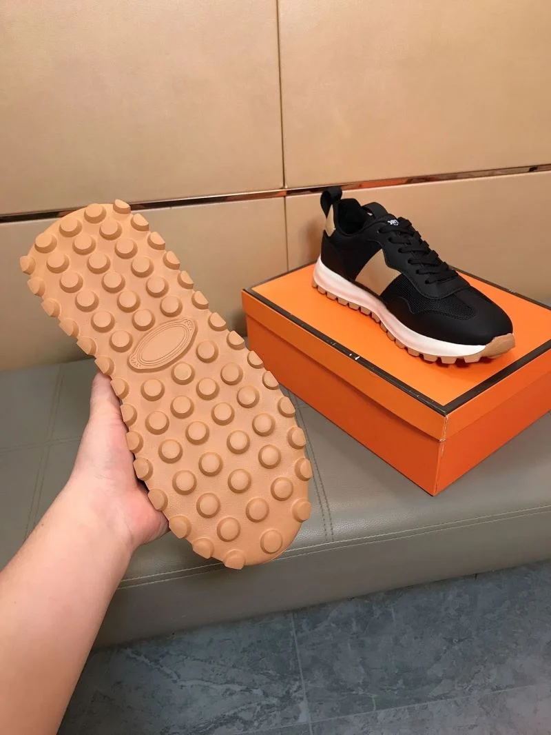 Exact replica Gucci Low Shoes