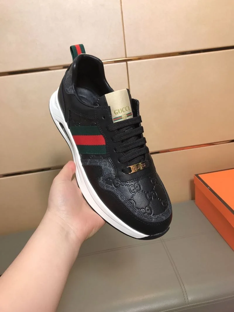 Value-priced Gucci Low Shoes