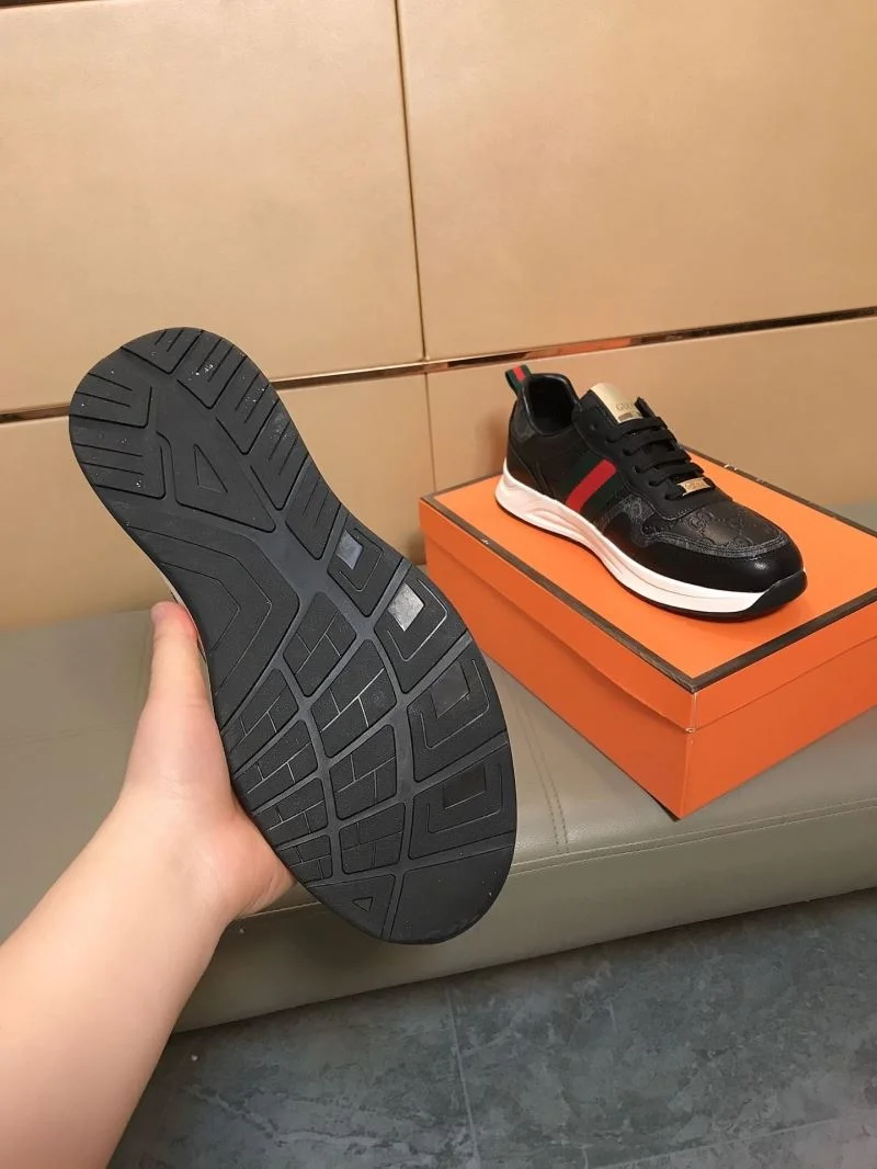 Value-priced Gucci Low Shoes