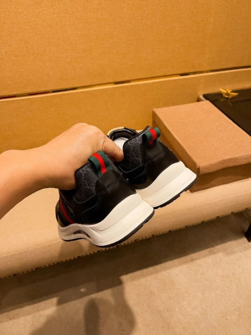 Exact replica Gucci Low Shoes