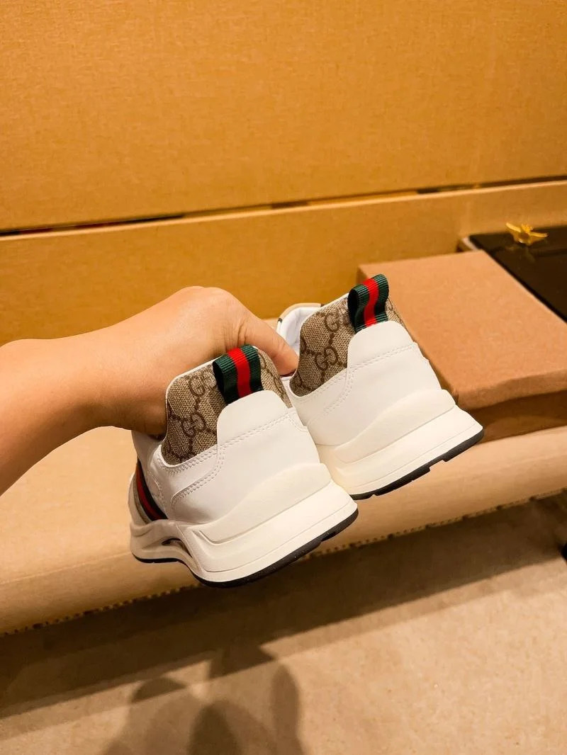 Cut-rate Gucci Low Shoes