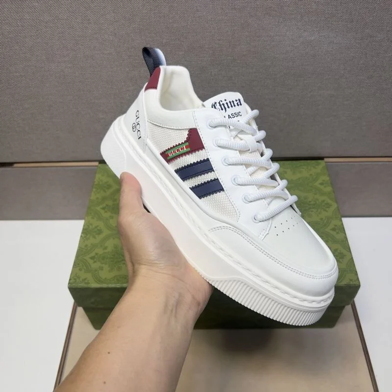 Value-priced Gucci Low Shoes