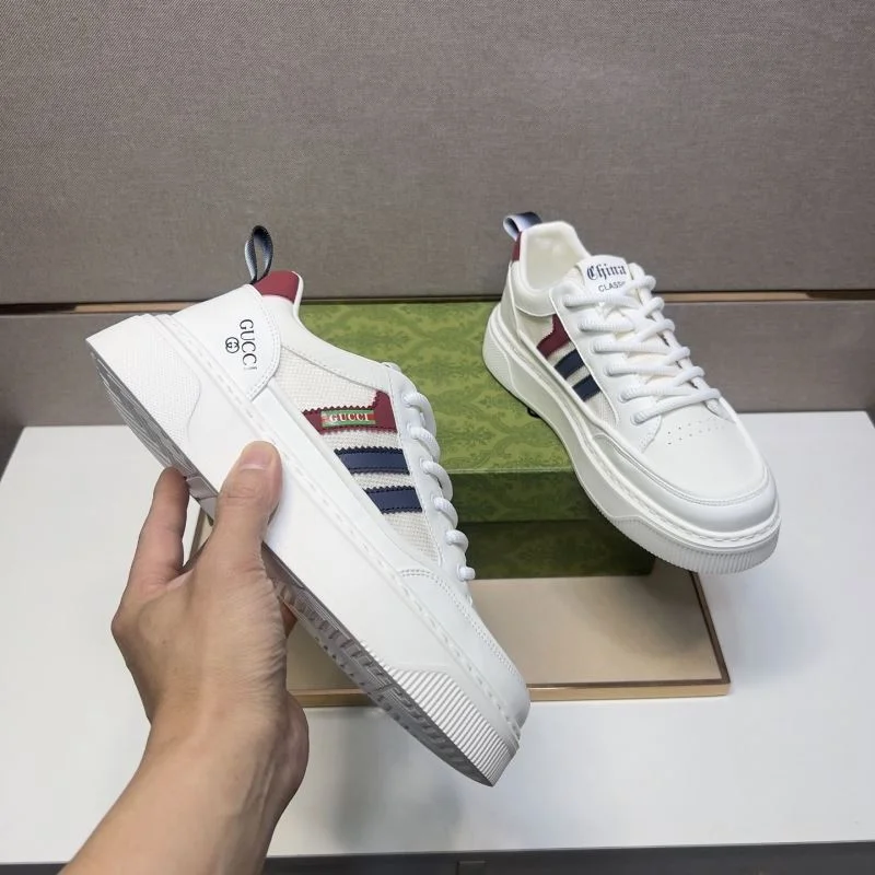 Value-priced Gucci Low Shoes