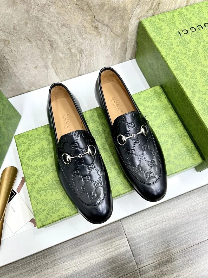 Gucci Low Shoes