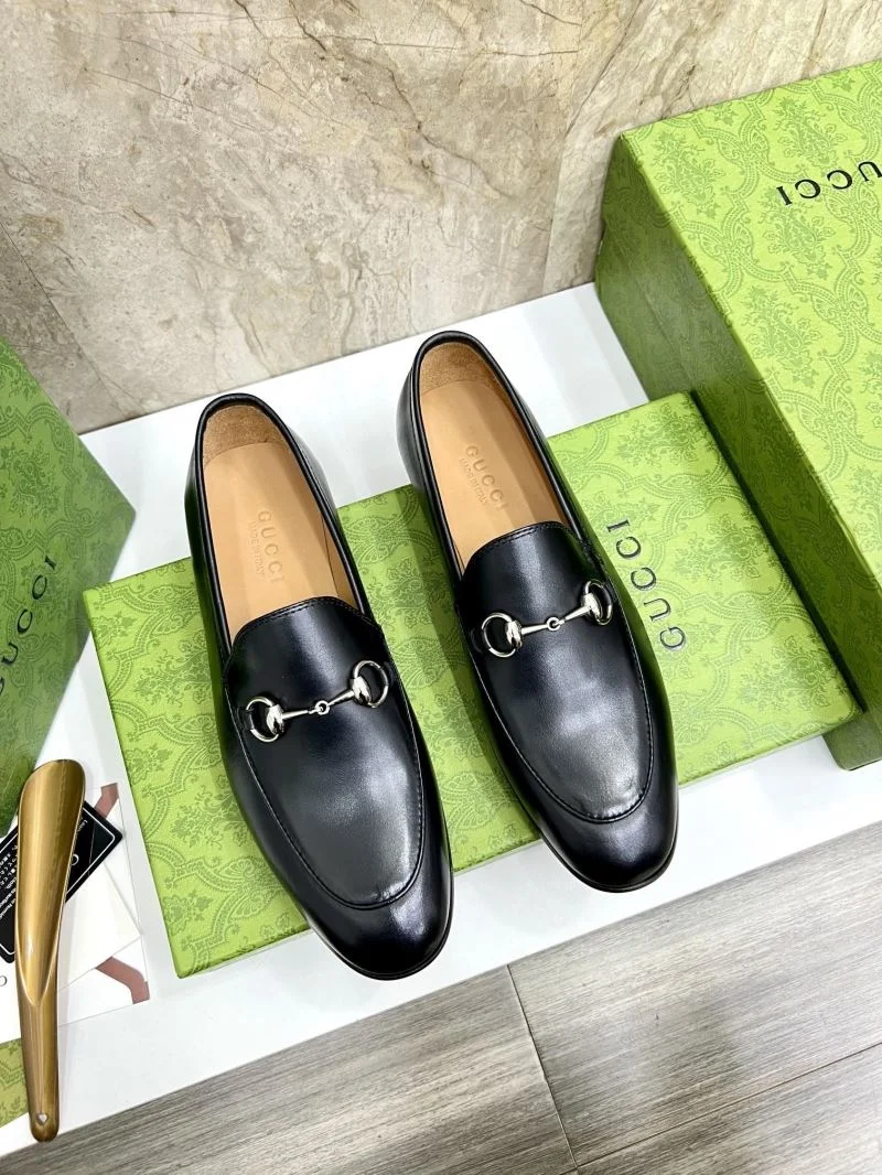 Gucci Low Shoes