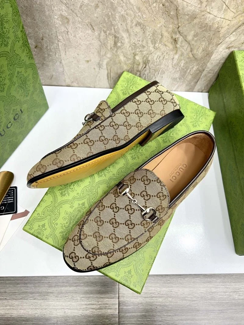 Precise copy Gucci Low Shoes