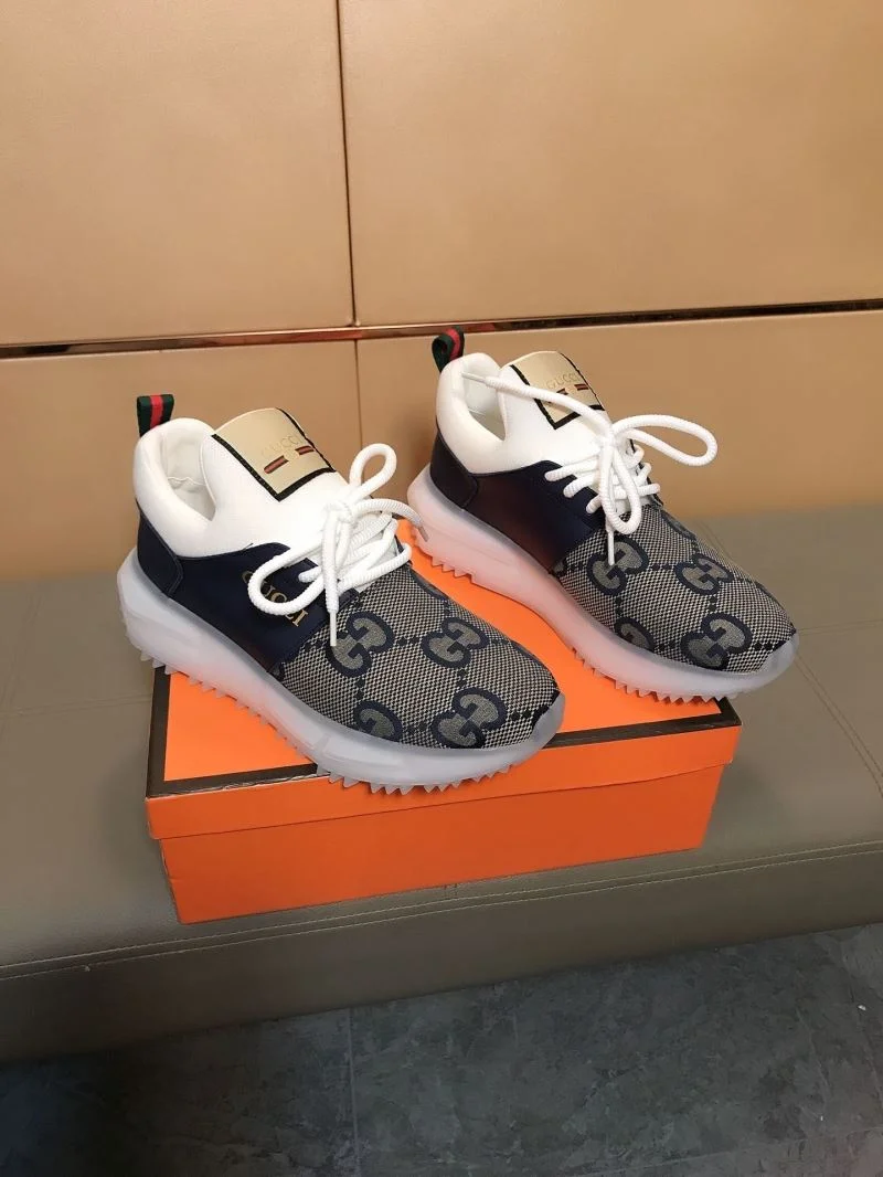 Bargain Gucci Low Shoes