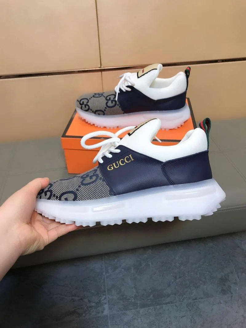 Bargain Gucci Low Shoes