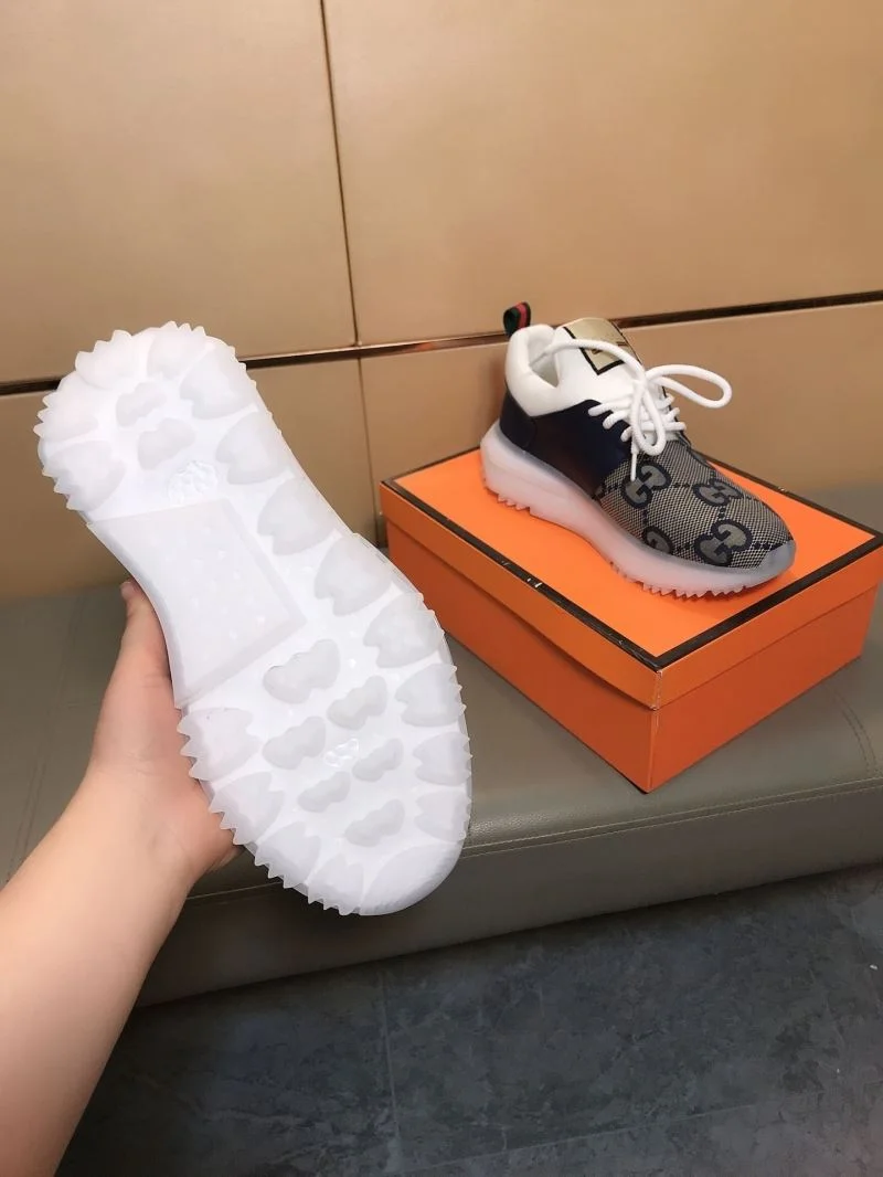 Bargain Gucci Low Shoes