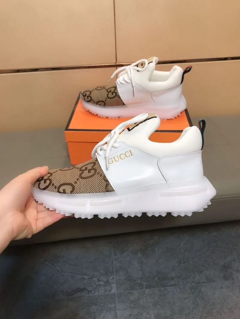 Top mirror Gucci Low Shoes