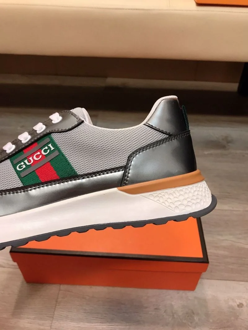 Top mirror Gucci Low Shoes