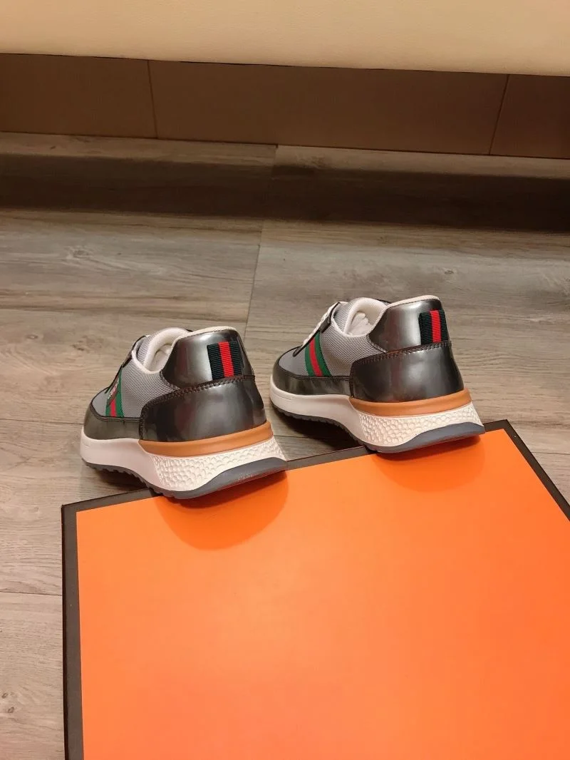 Top mirror Gucci Low Shoes
