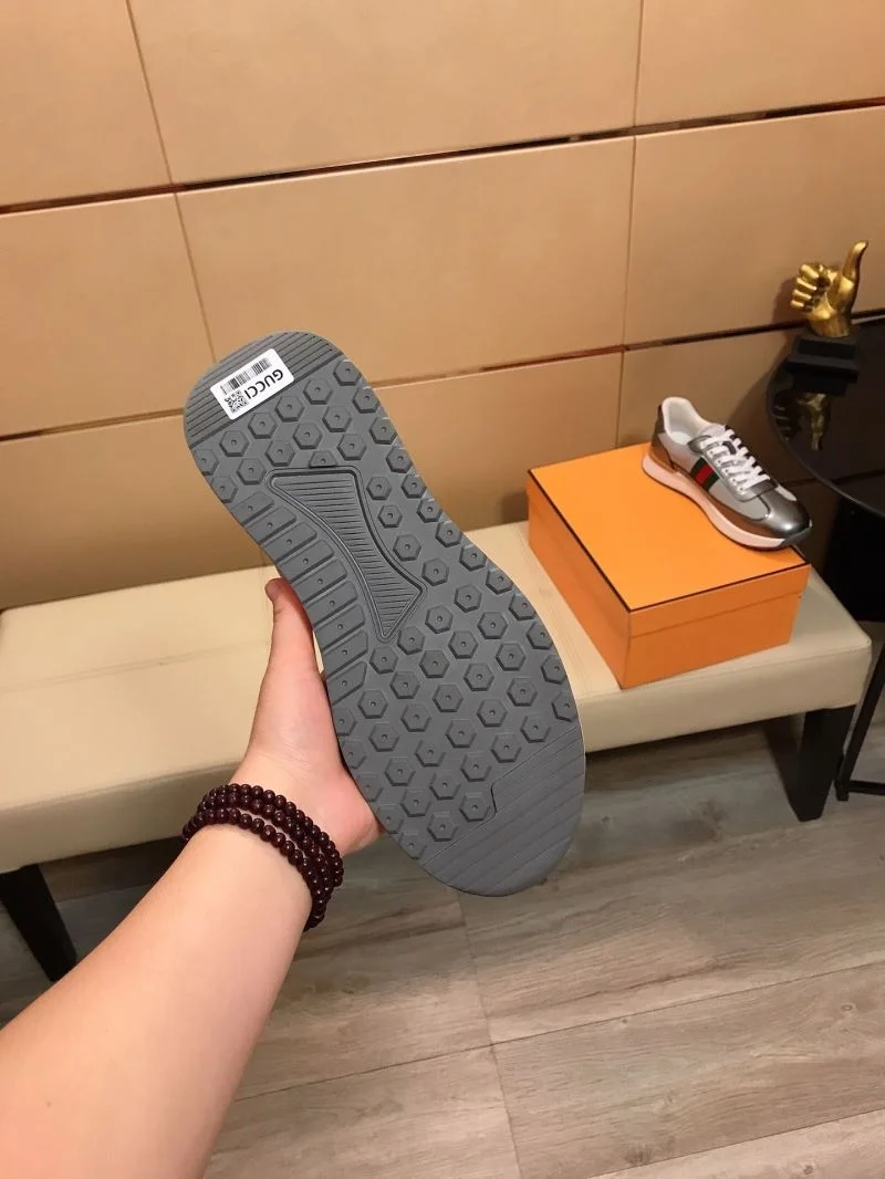 Top mirror Gucci Low Shoes