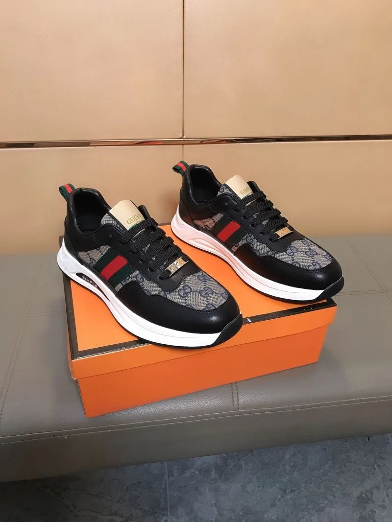 Top mirror Gucci Low Shoes