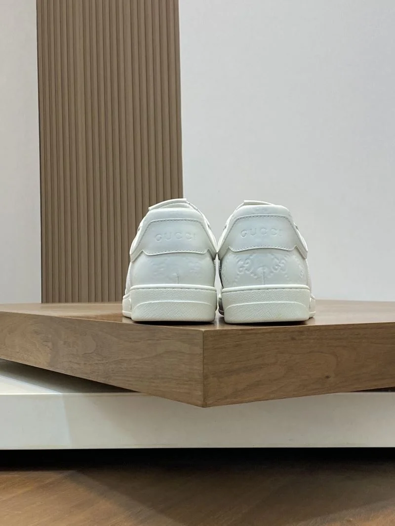 Cut-rate Gucci Low Shoes