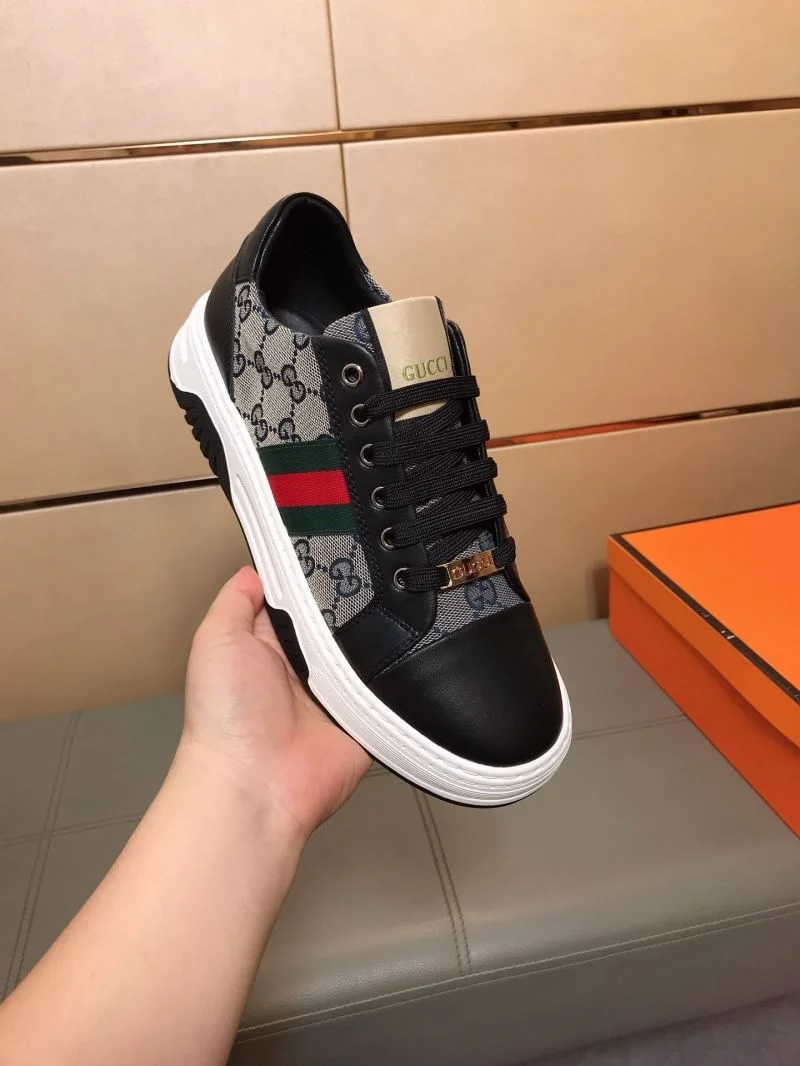 Bargain Gucci Low Shoes