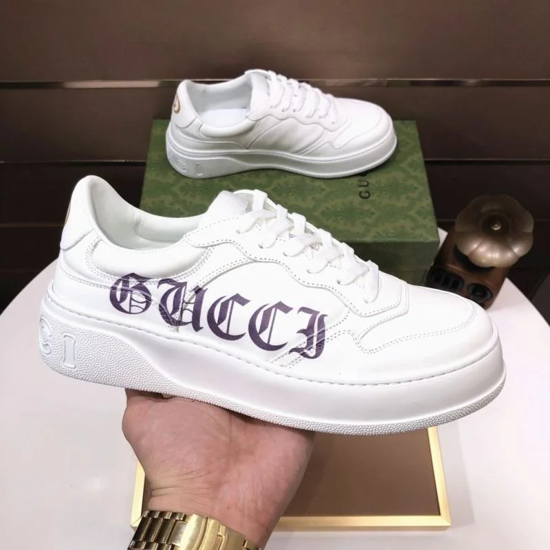 Top mirror Gucci Low Shoes