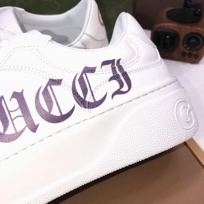 Top mirror Gucci Low Shoes