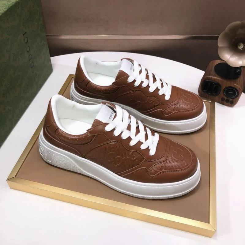 Top match Gucci Low Shoes