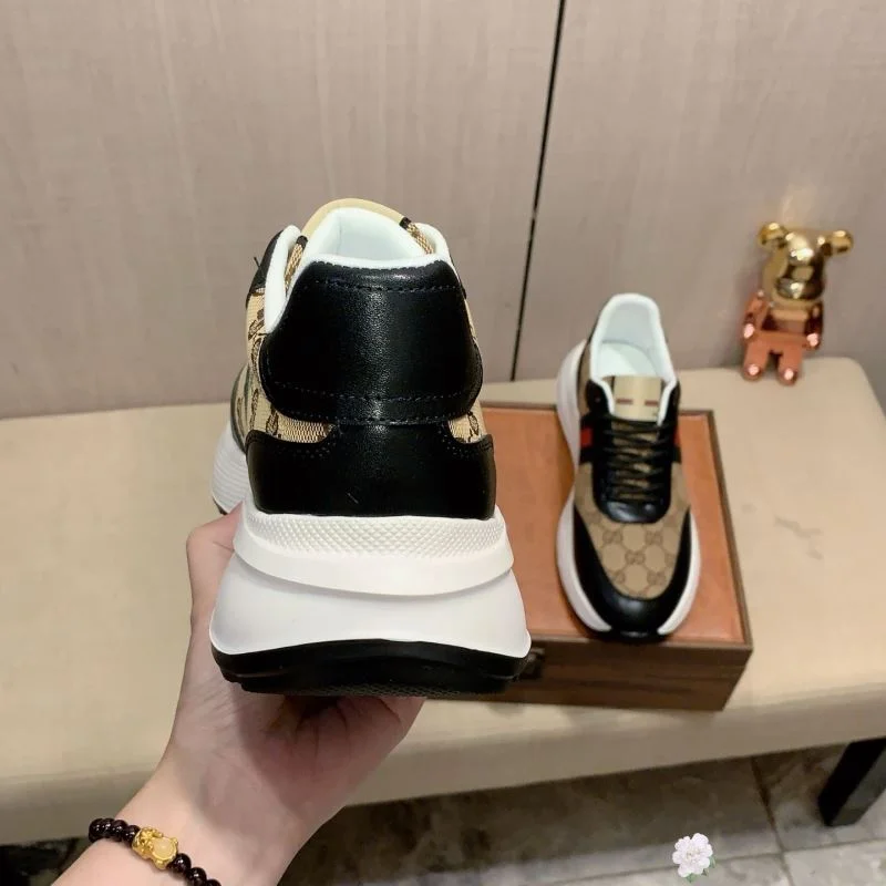 Bargain Gucci Low Shoes