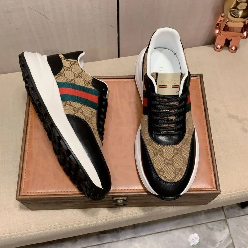Bargain Gucci Low Shoes