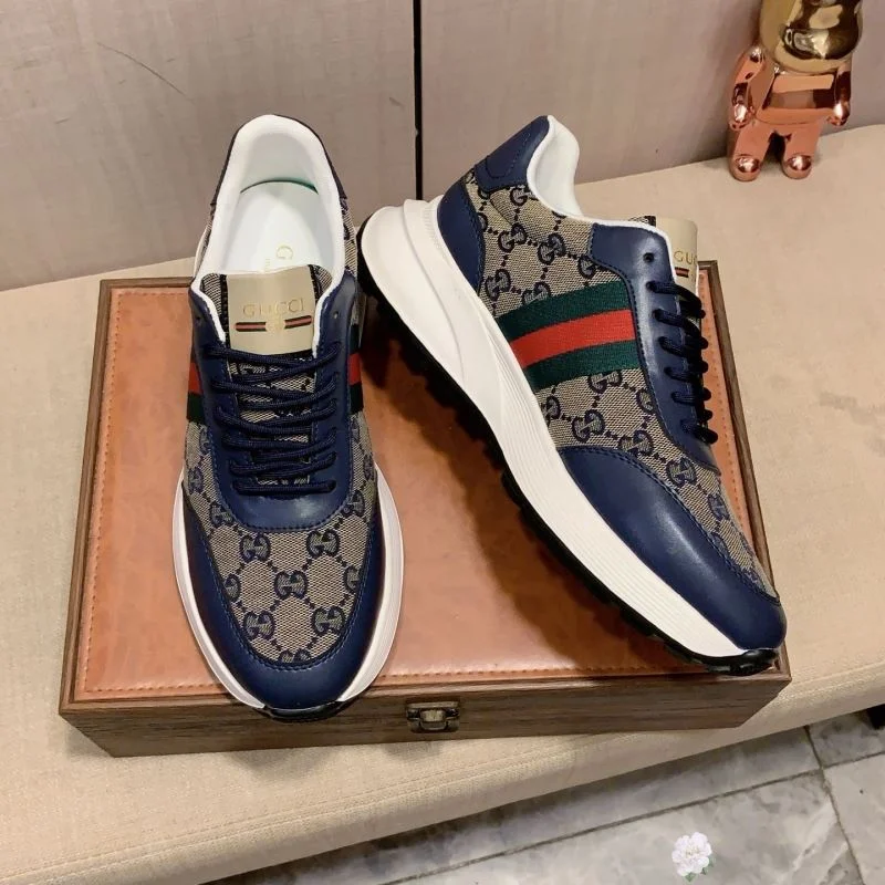 Bargain Gucci Low Shoes