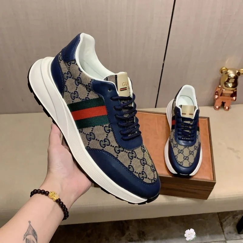 Bargain Gucci Low Shoes