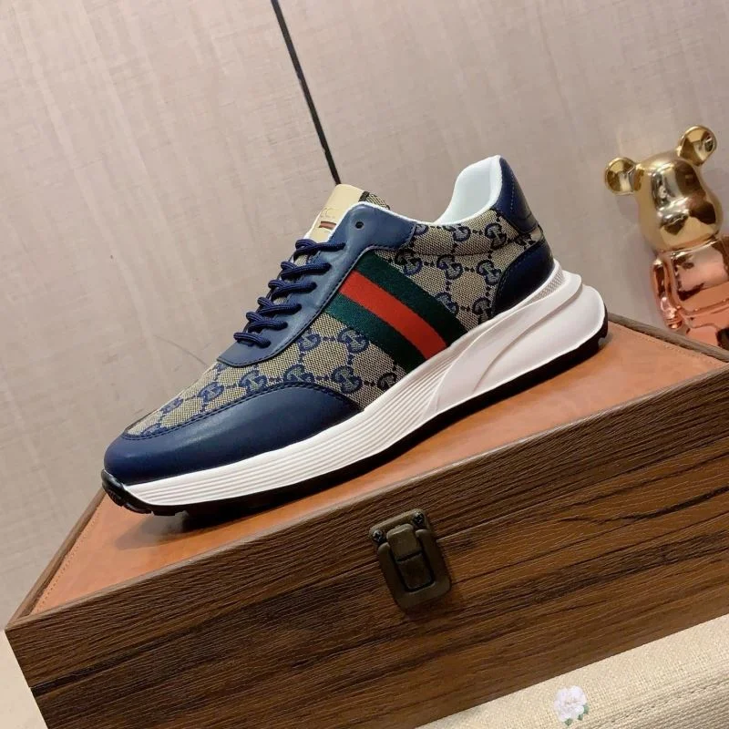 Bargain Gucci Low Shoes