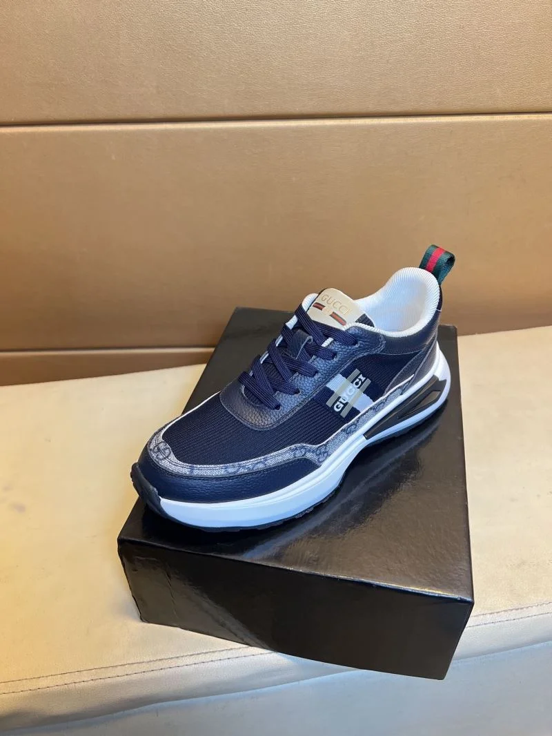 Accurate model Gucci Low Shoes