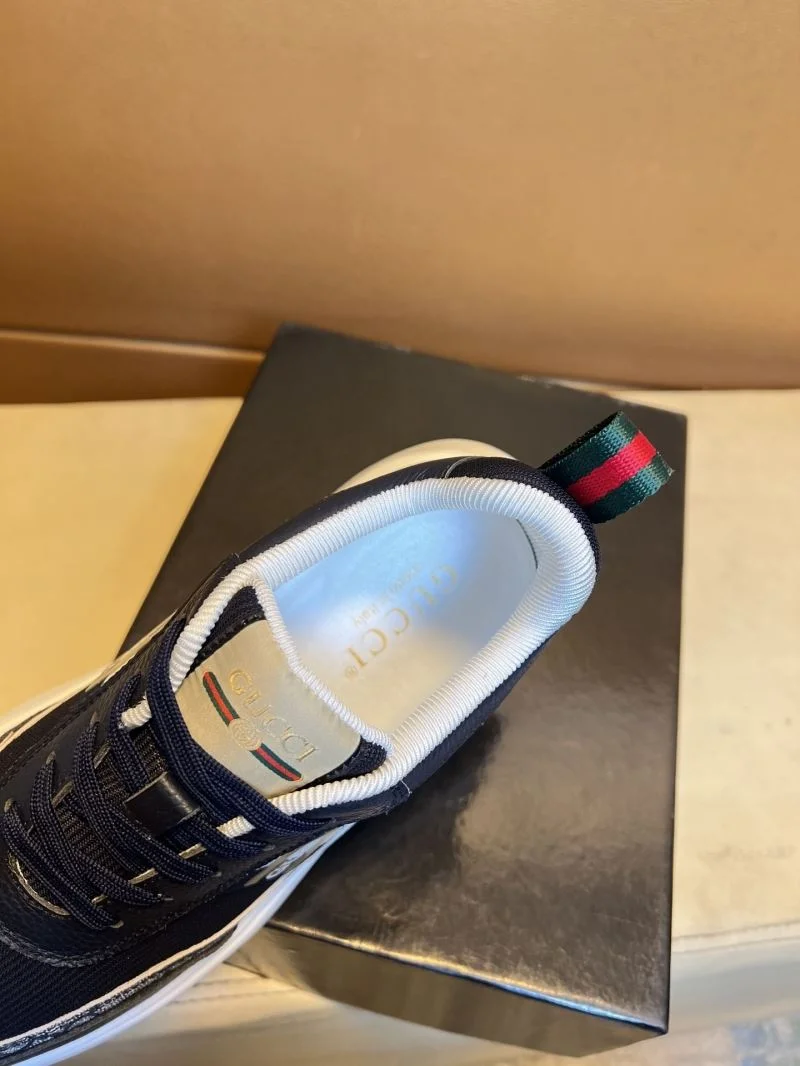 Accurate model Gucci Low Shoes