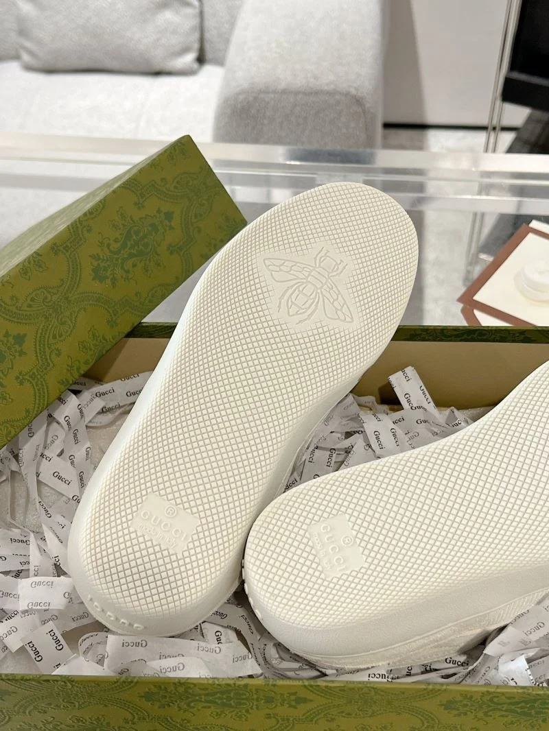 Reasonably priced Gucci Low Shoes