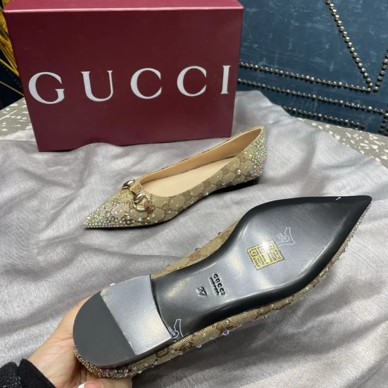 Reasonably priced Gucci Low Shoes