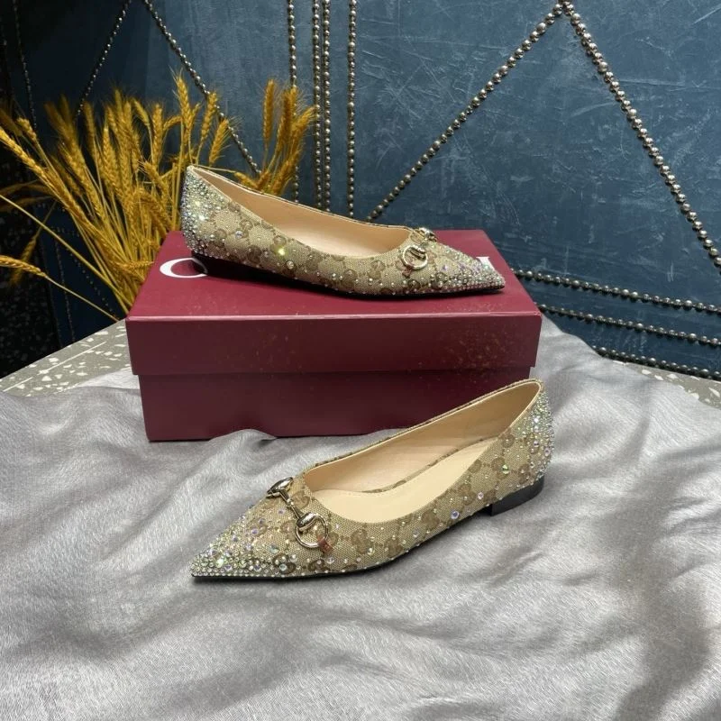 Reasonably priced Gucci Low Shoes