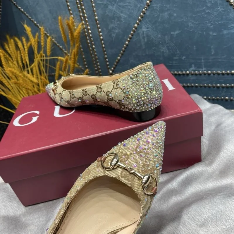 Reasonably priced Gucci Low Shoes