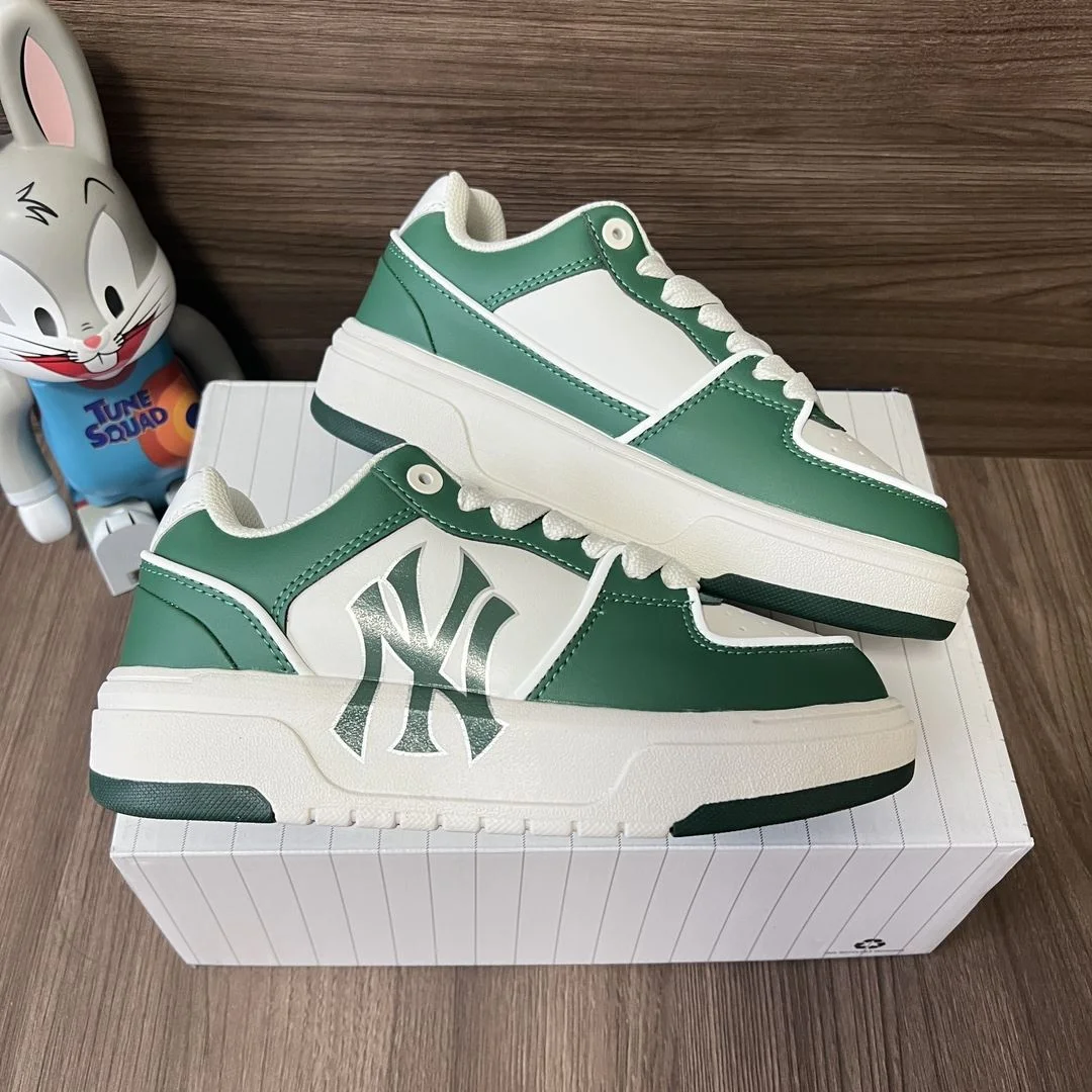 Top match Gucci Low Shoes