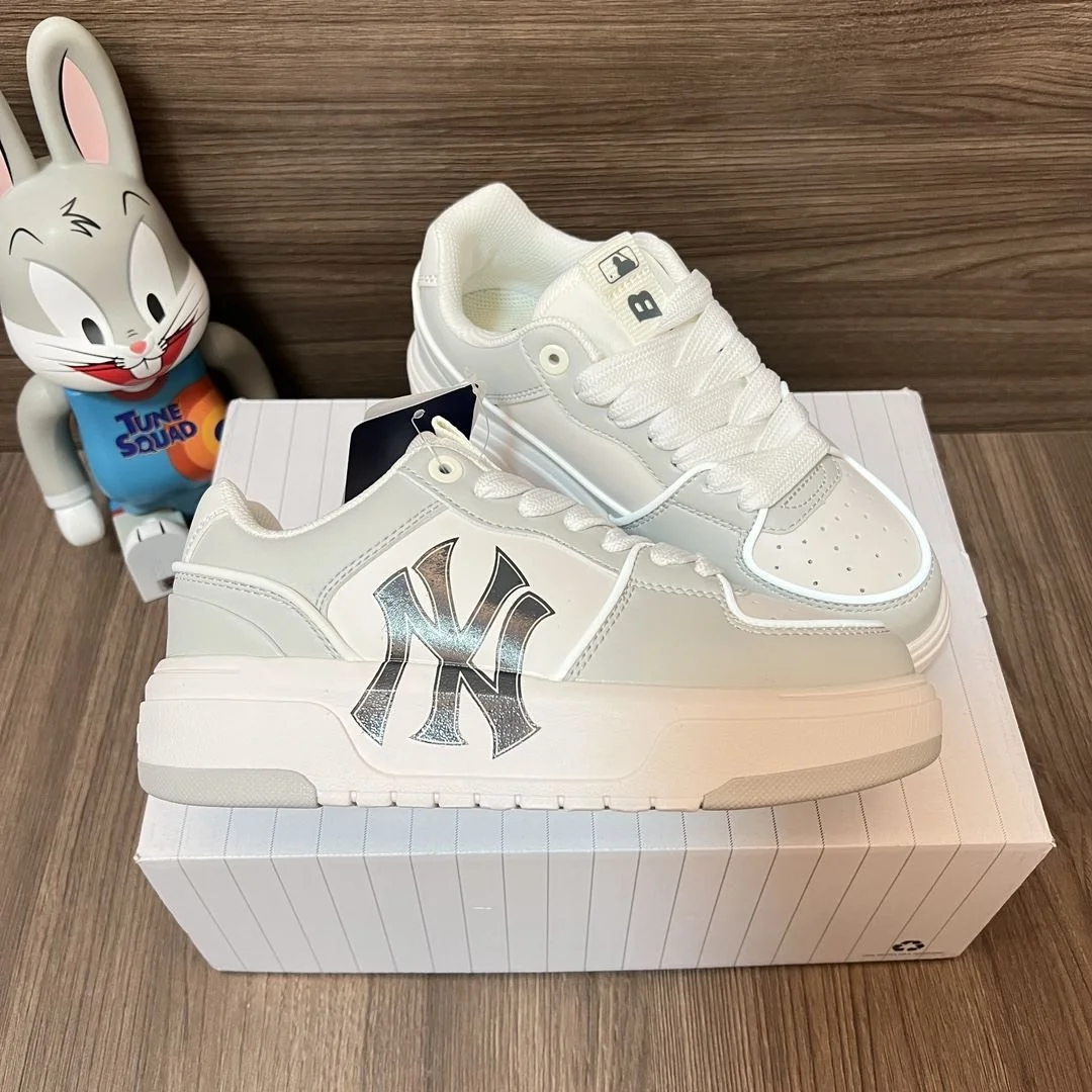 Precise copy Gucci Low Shoes