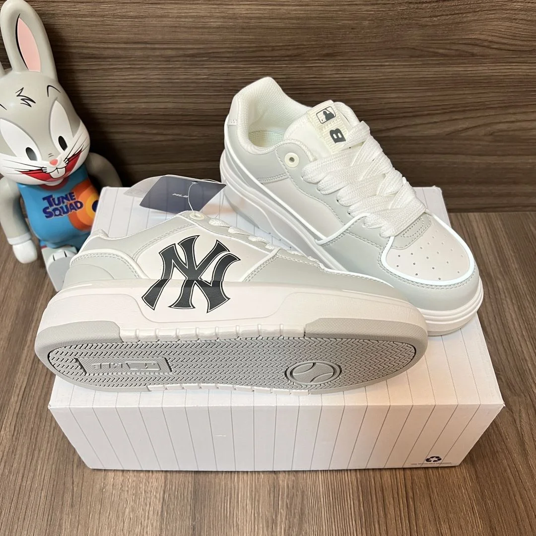 Precise copy Gucci Low Shoes