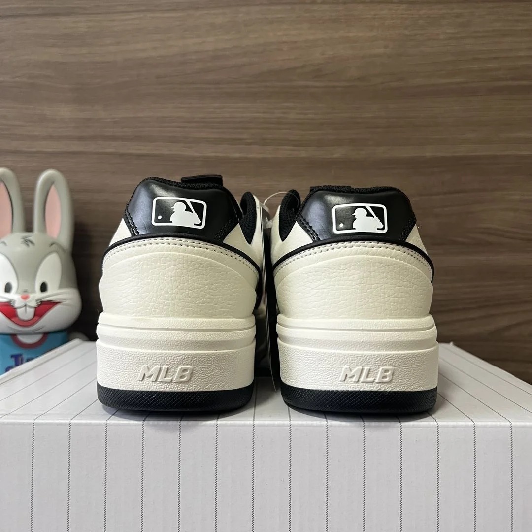 Low-cost Gucci Low Shoes