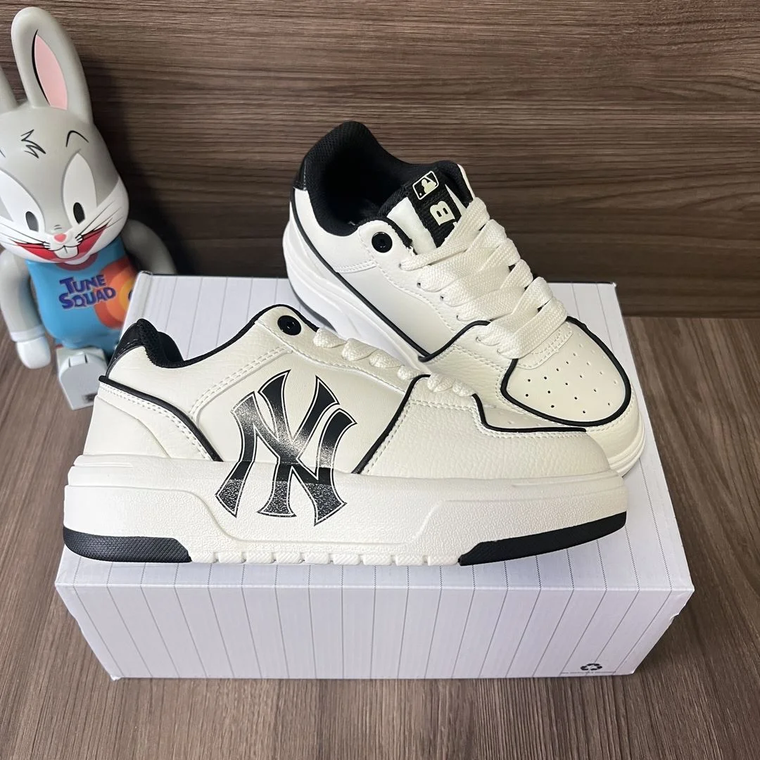 Low-cost Gucci Low Shoes