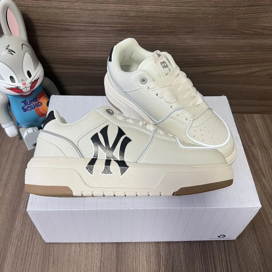 Precise copy Gucci Low Shoes