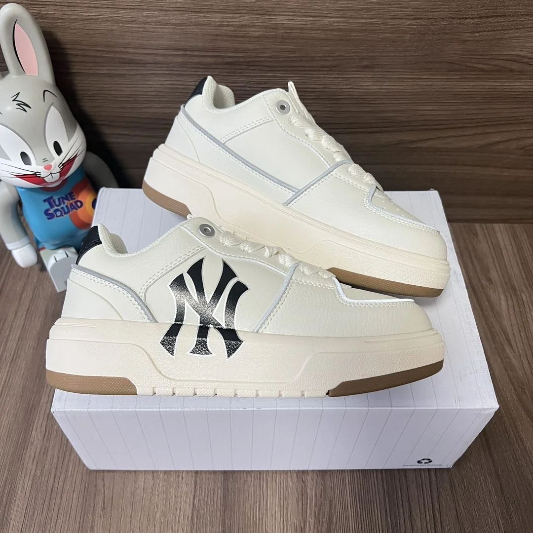 Precise copy Gucci Low Shoes