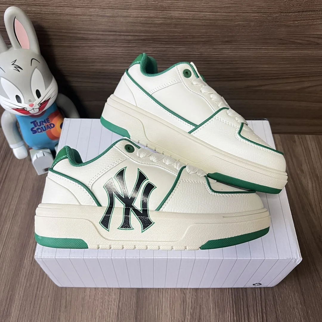 Top match Gucci Low Shoes